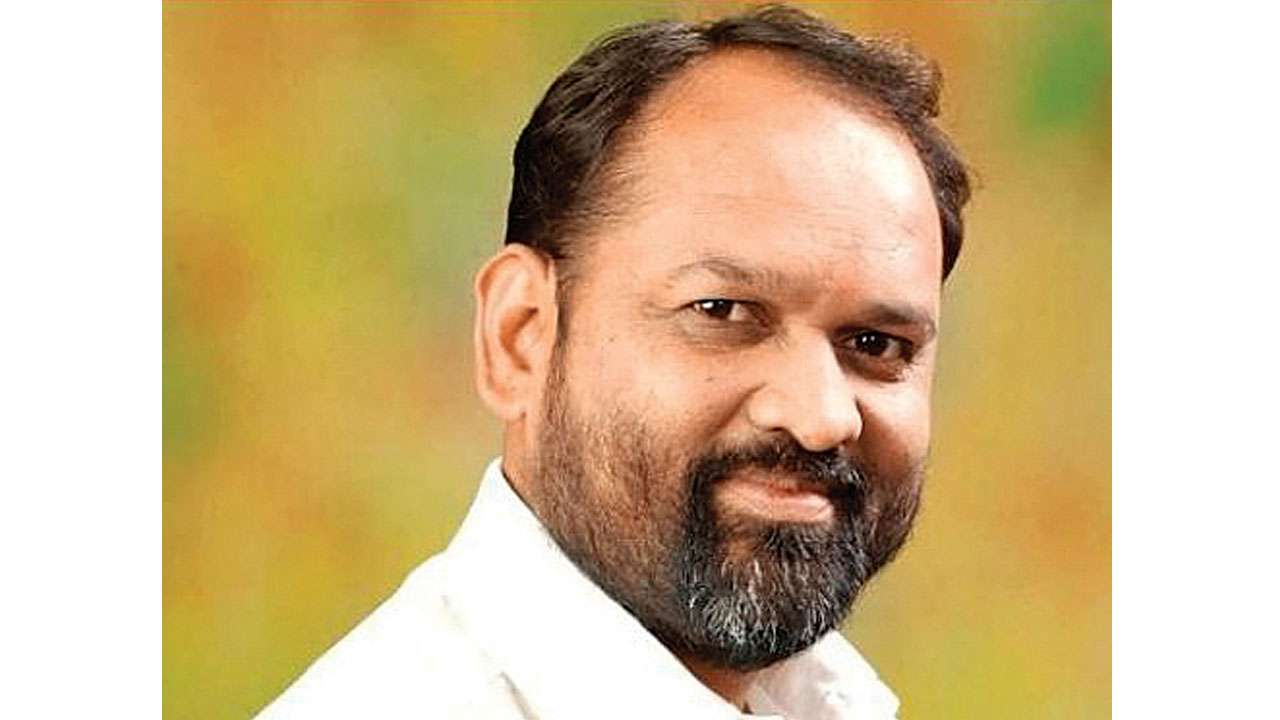 Mahadev Jankar files papers as Rashtriya Samaj Party man for ...