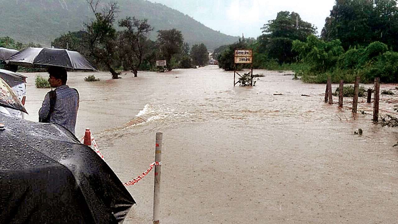 Mumbai-Goa highway shut for seven hours