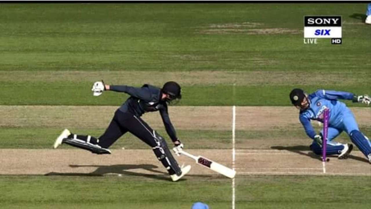 WATCH: MS Dhoni one-handed whips the bails to run James Vince out