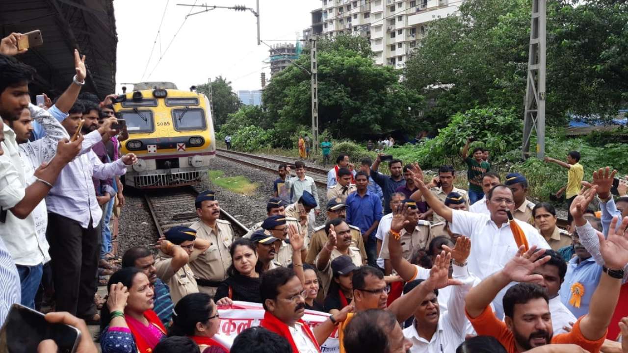 After Mumbai Bandh turns ugly, Maratha outfits blames 'anti-social ...
