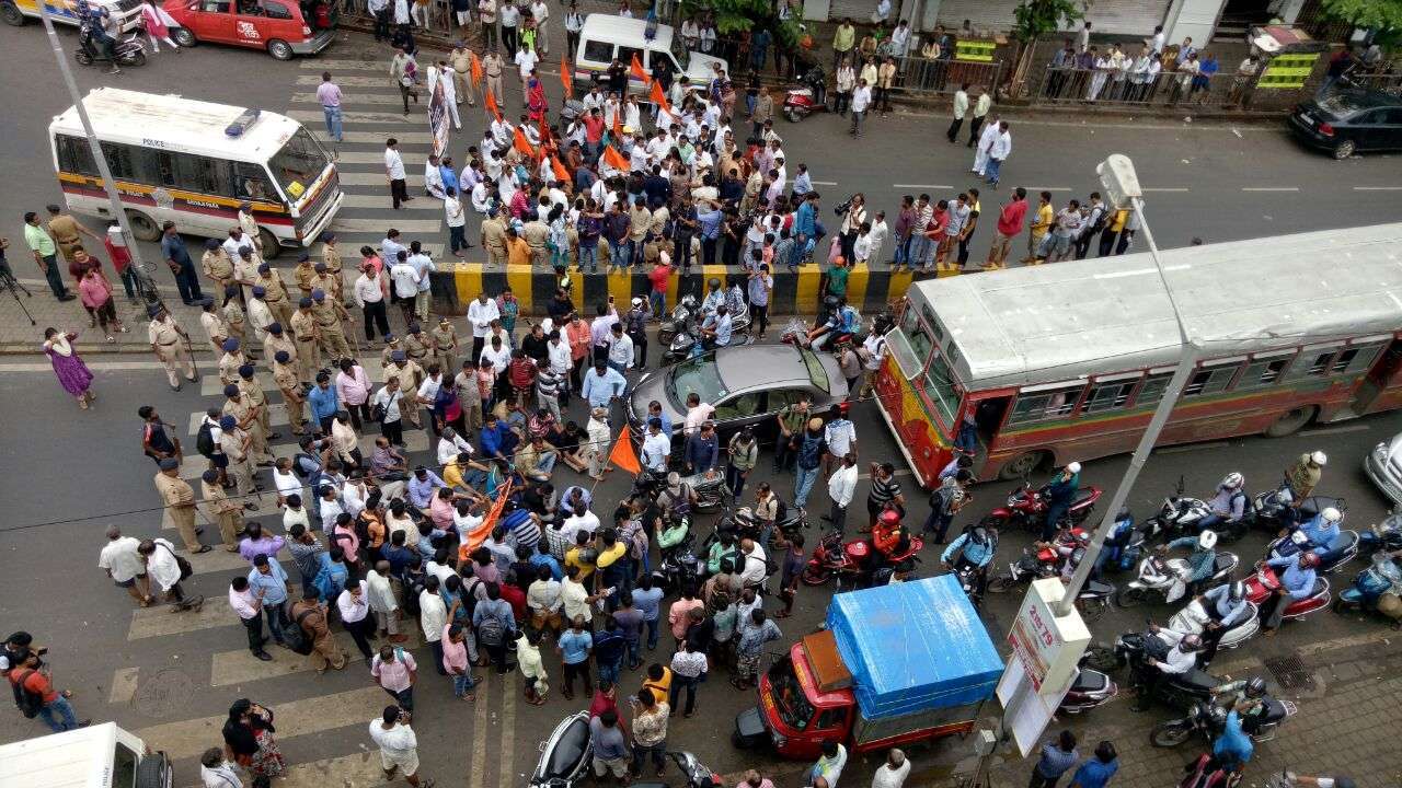 Maratha groups call off bandh after violence, CM Fadnavis says govt ready to talk