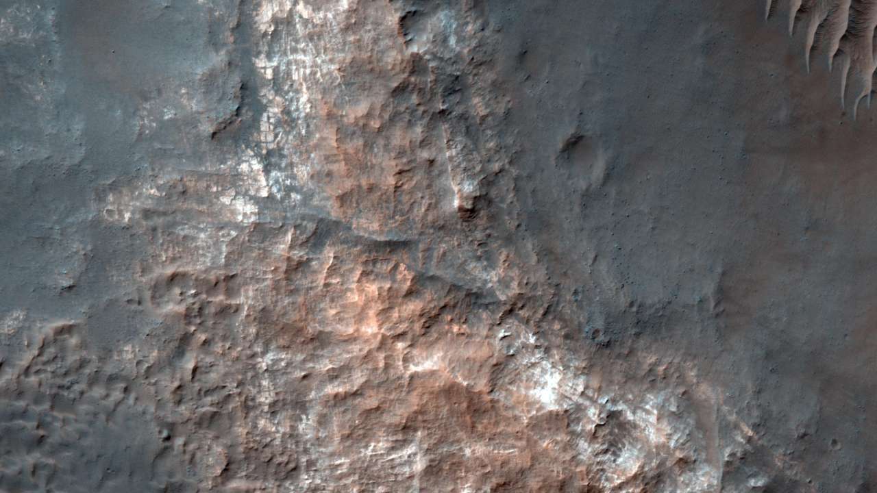 Life on Mars? Underground lake discovered on Red planet; possible ...