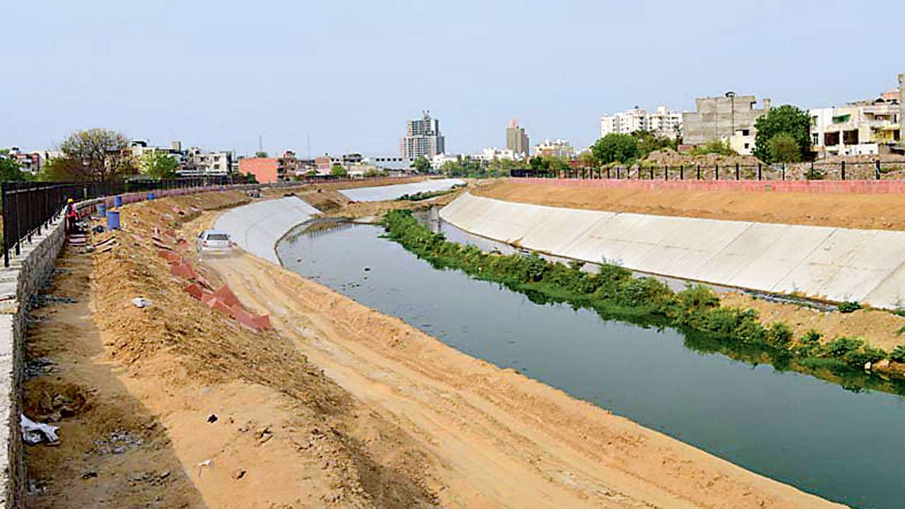 Dravyavati project: Tonnes of sludge makes timely completion a challenge