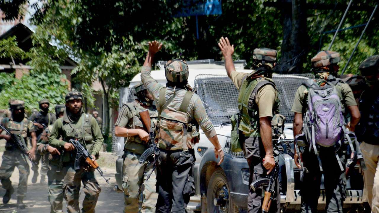 Shopian firing case: SC extends protection to Major Aditya Kumar