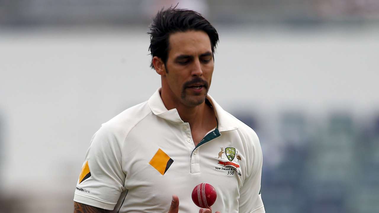 Mitchell Johnson bowls spin in match, gets of 7 wickets for -35 runs