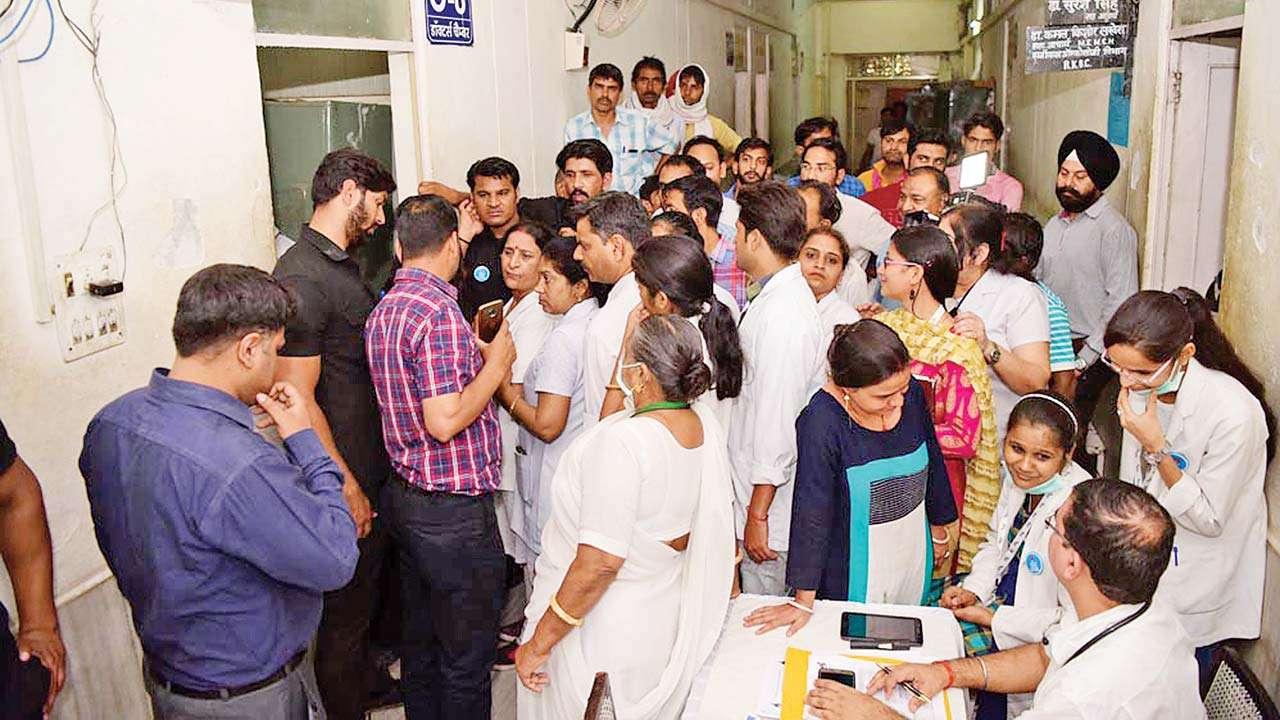 Delhi government takes six months to hire hospital managers in ...