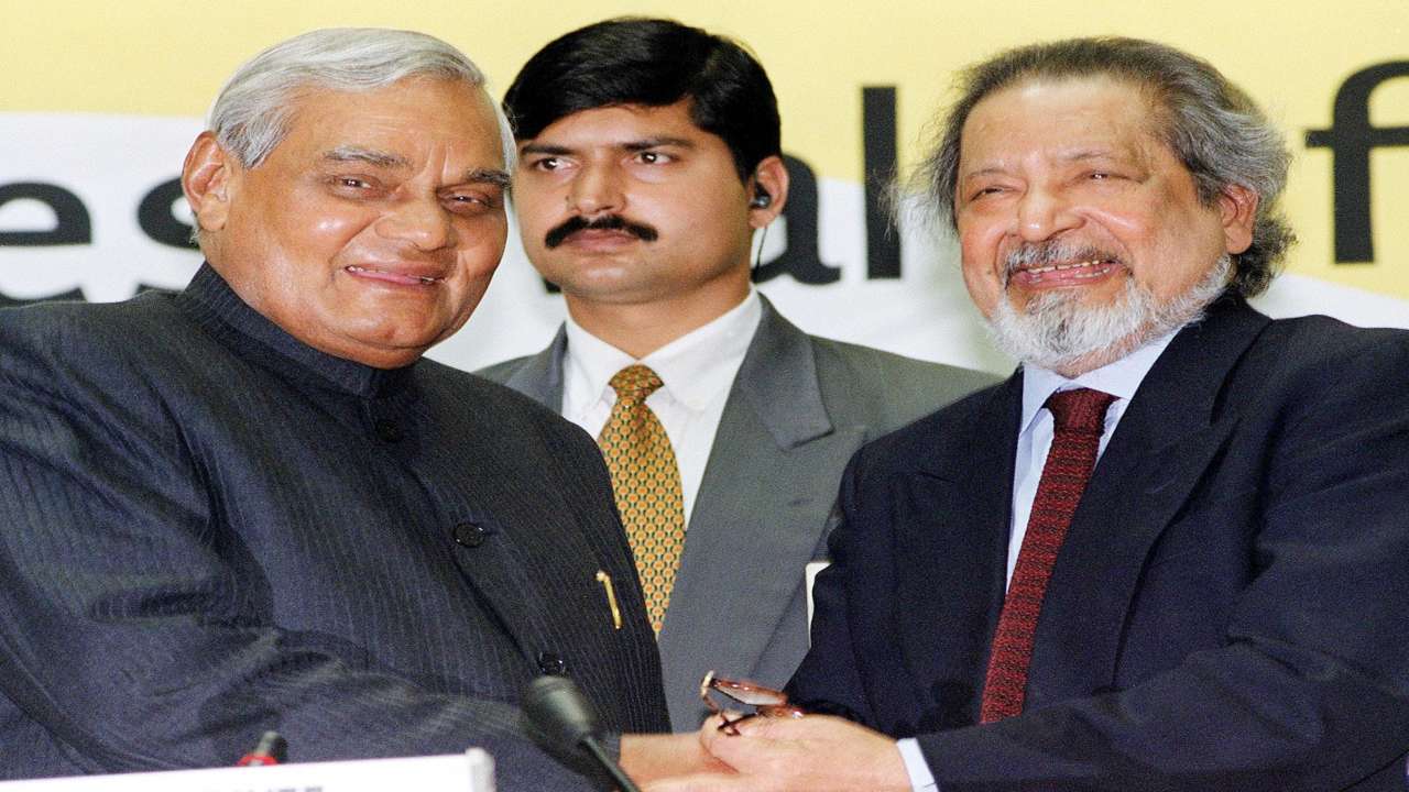 As the world remembers VS Naipaul, here's a list of the most offensive ...