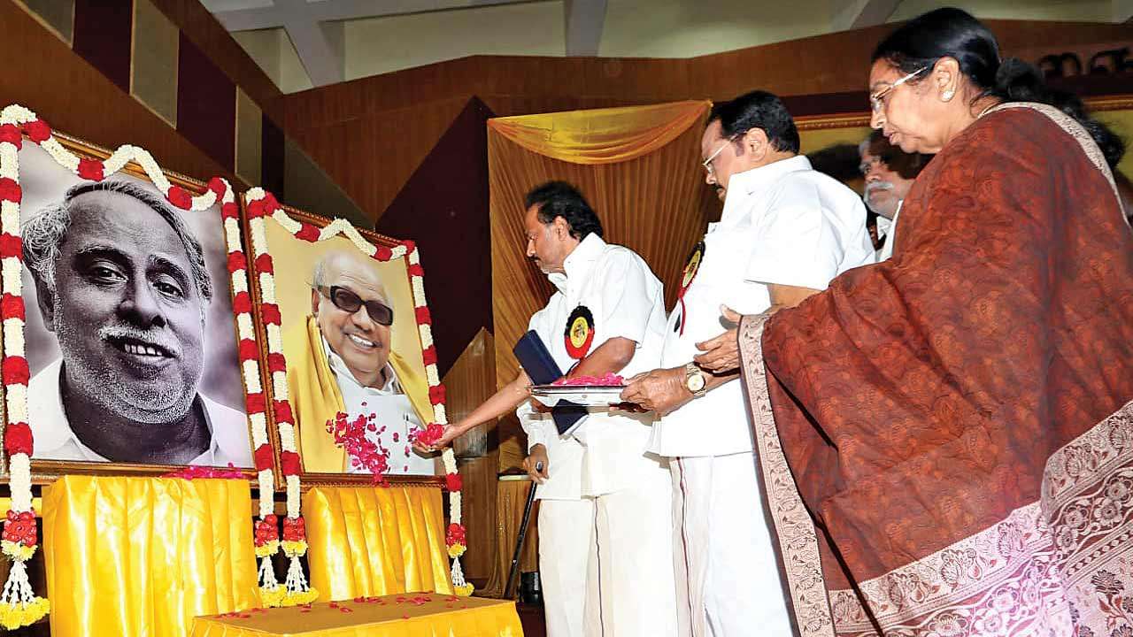 DMK members condole with MK Stalin, then rally behind him