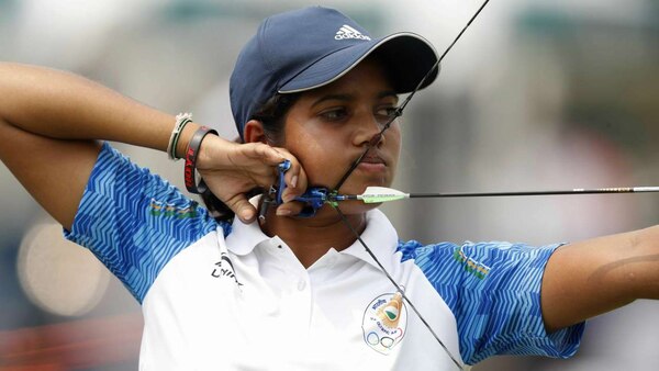 Asian Games 2018: MP Chief Minister gives Rs 75 lakh reward to silver ...