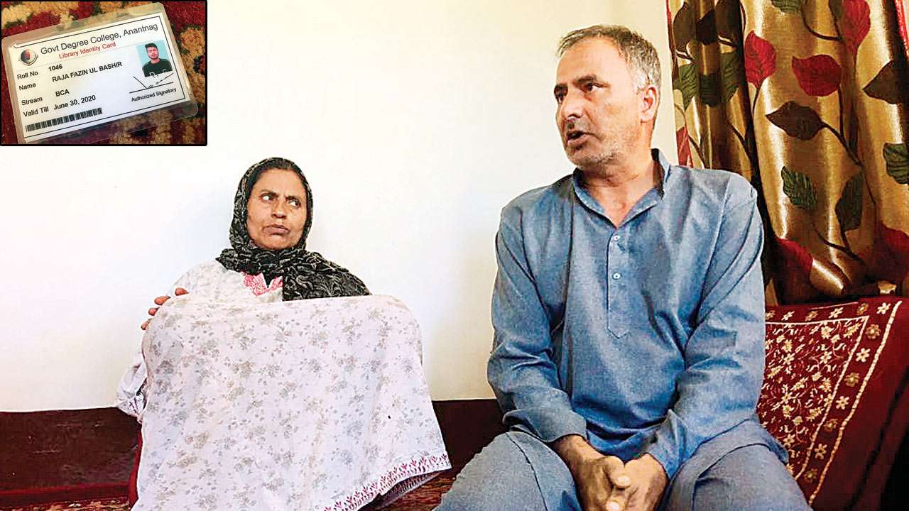 A day after, terrorists release J&K cops, kin
