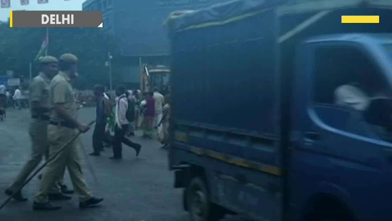 Ramlila Maidan flooded as workers and farmers arrive for protest rally