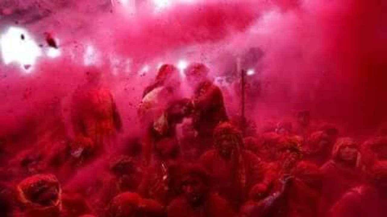 Give me red! Left alliance celebrates massive JNU victory