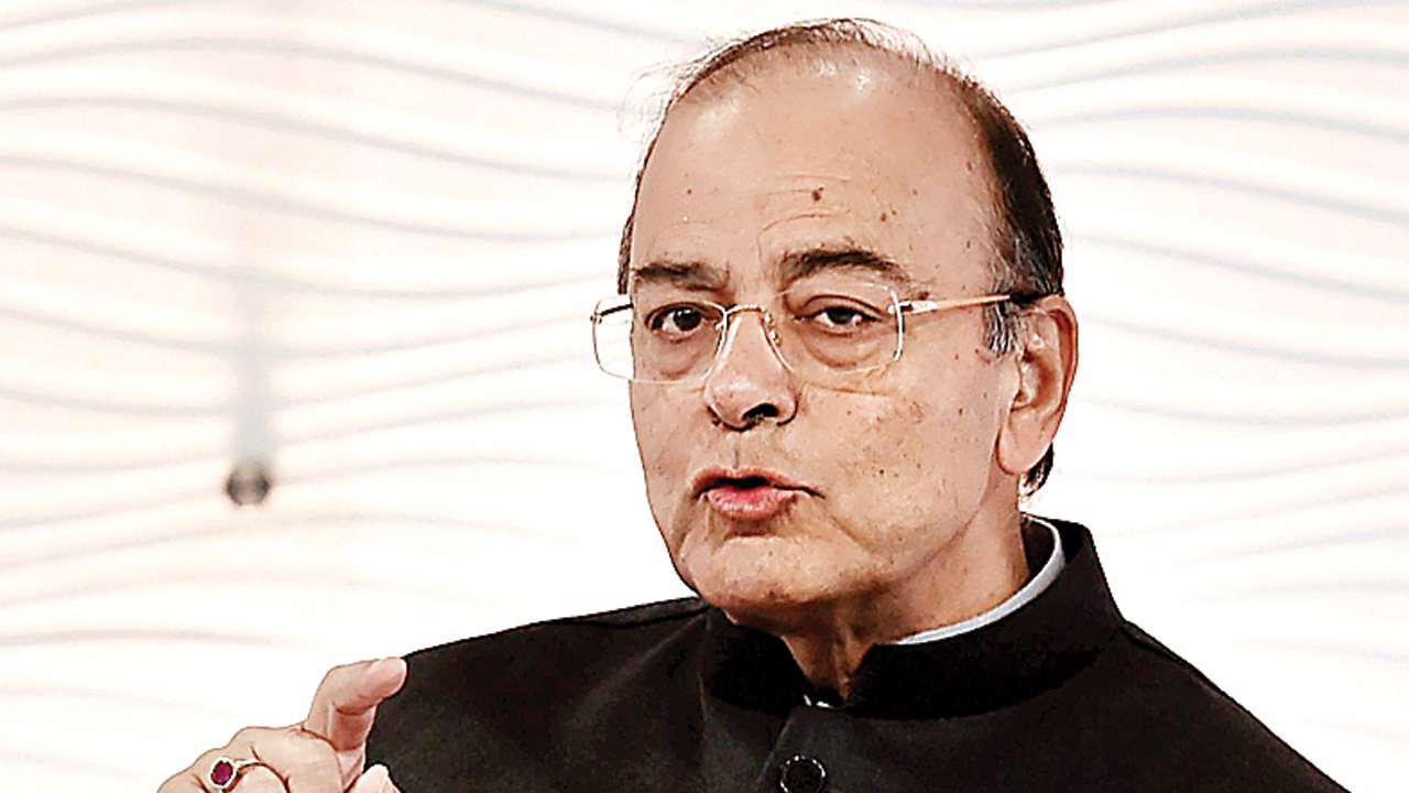 Finance minister Arun Jaitley to meet PSU bank chiefs to review performance