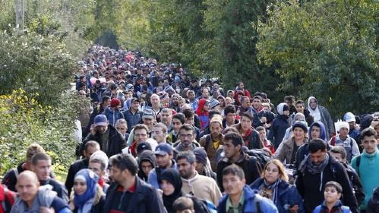 Migration Crisis: Europeans still open to refugees, three years after ...