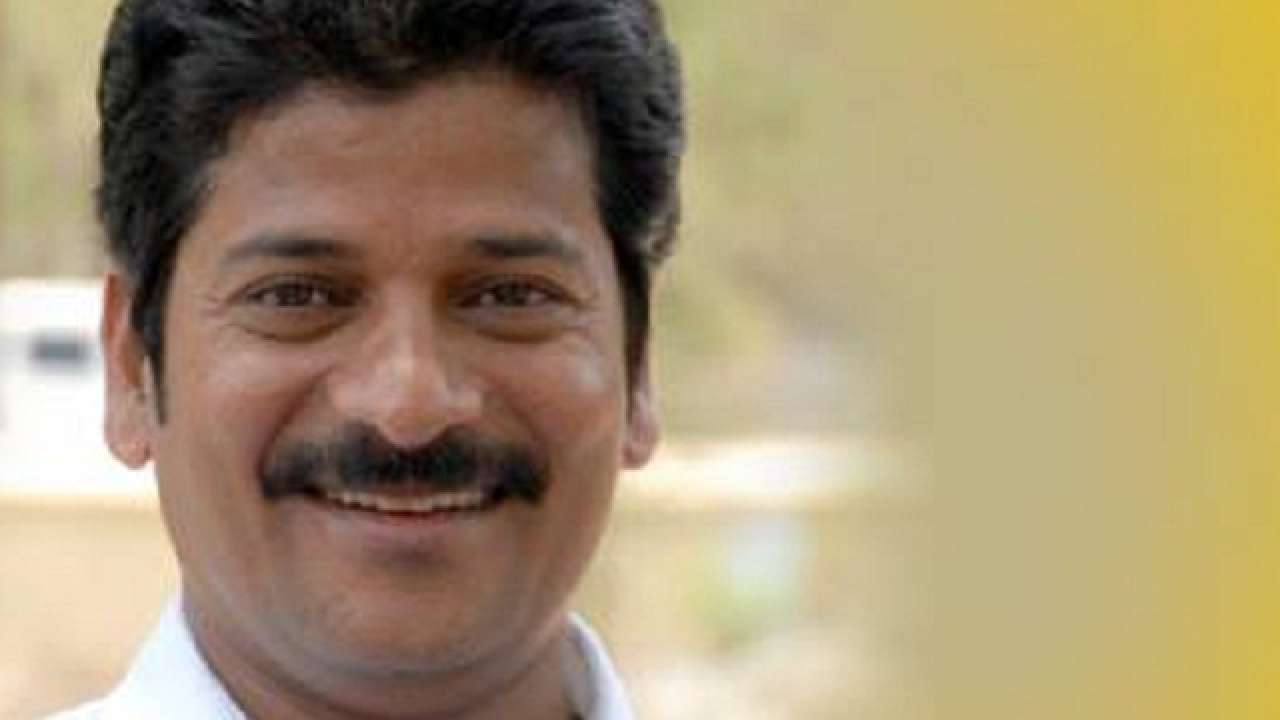 Hyderabad: I-T sleuths seize 'key documents' from Congress leader ...