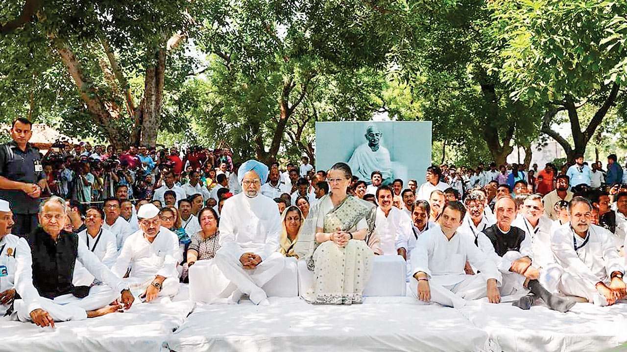 Congress tries to reclaim Gandhi