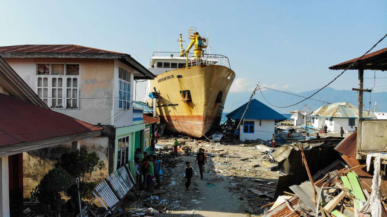 Indonesia's double disaster exposes earthquake lessons not learned