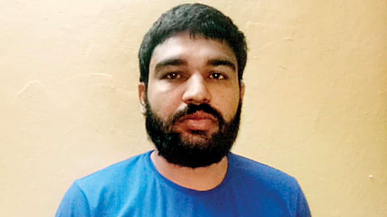 Sharp shooter of Ashok Pradhan gang arrested by Delhi Police