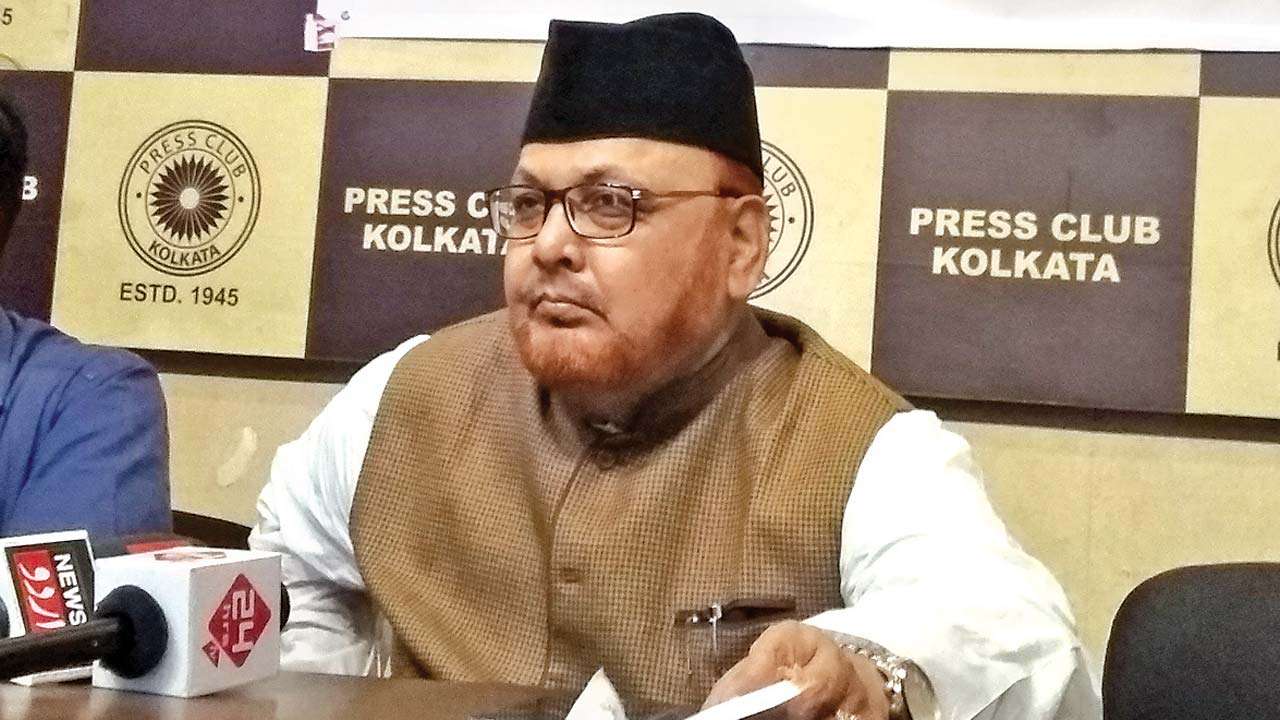 Former imam Syed Md Nurur Rahman Barkati conducting illegal marriages ...