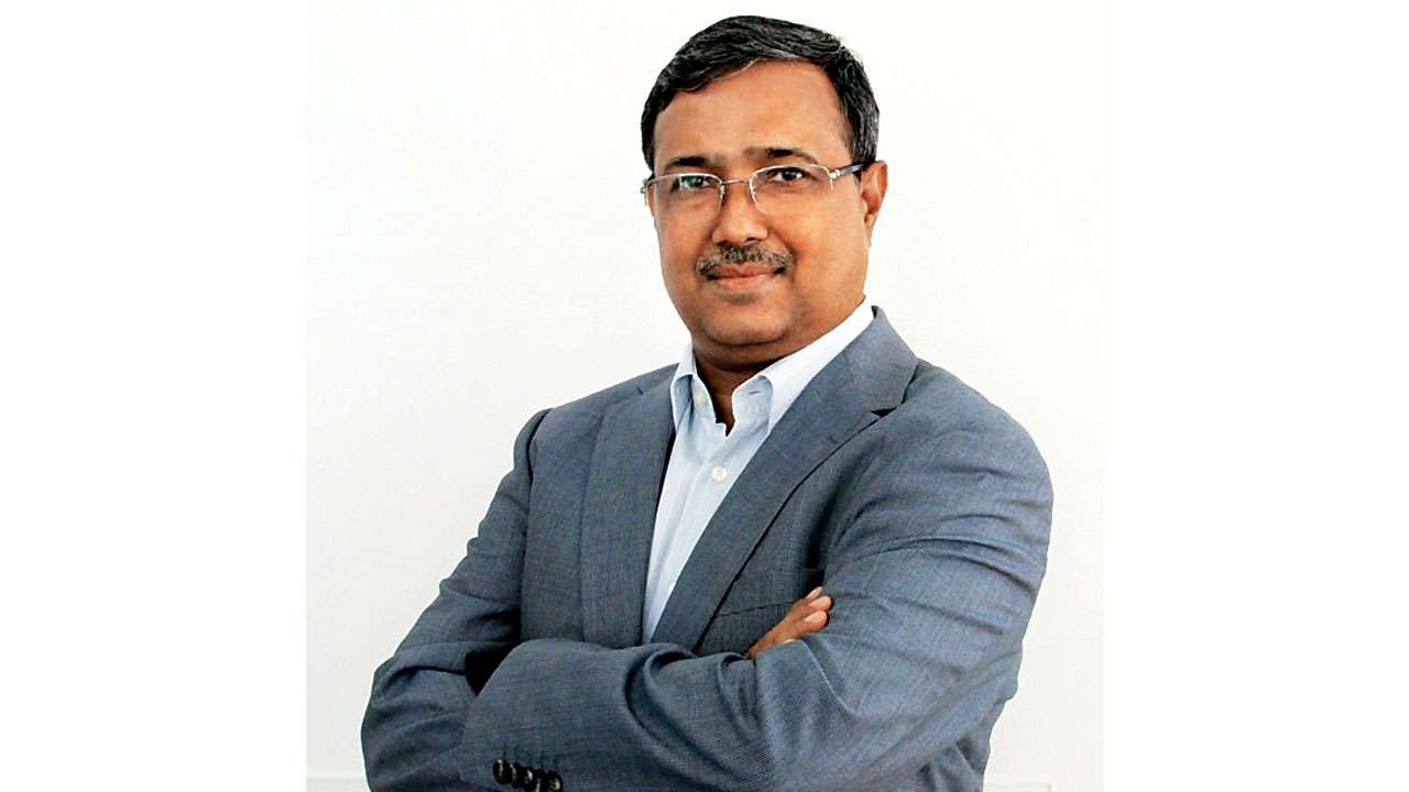 Liquidity crunch hasn't hit lending to real estate, says J C Sharma