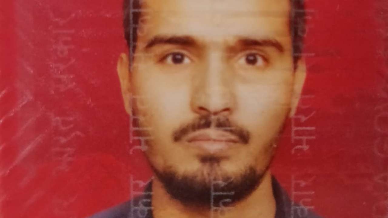 2002 Akshardham temple attack accused nabbed from Ahmedabad Airport