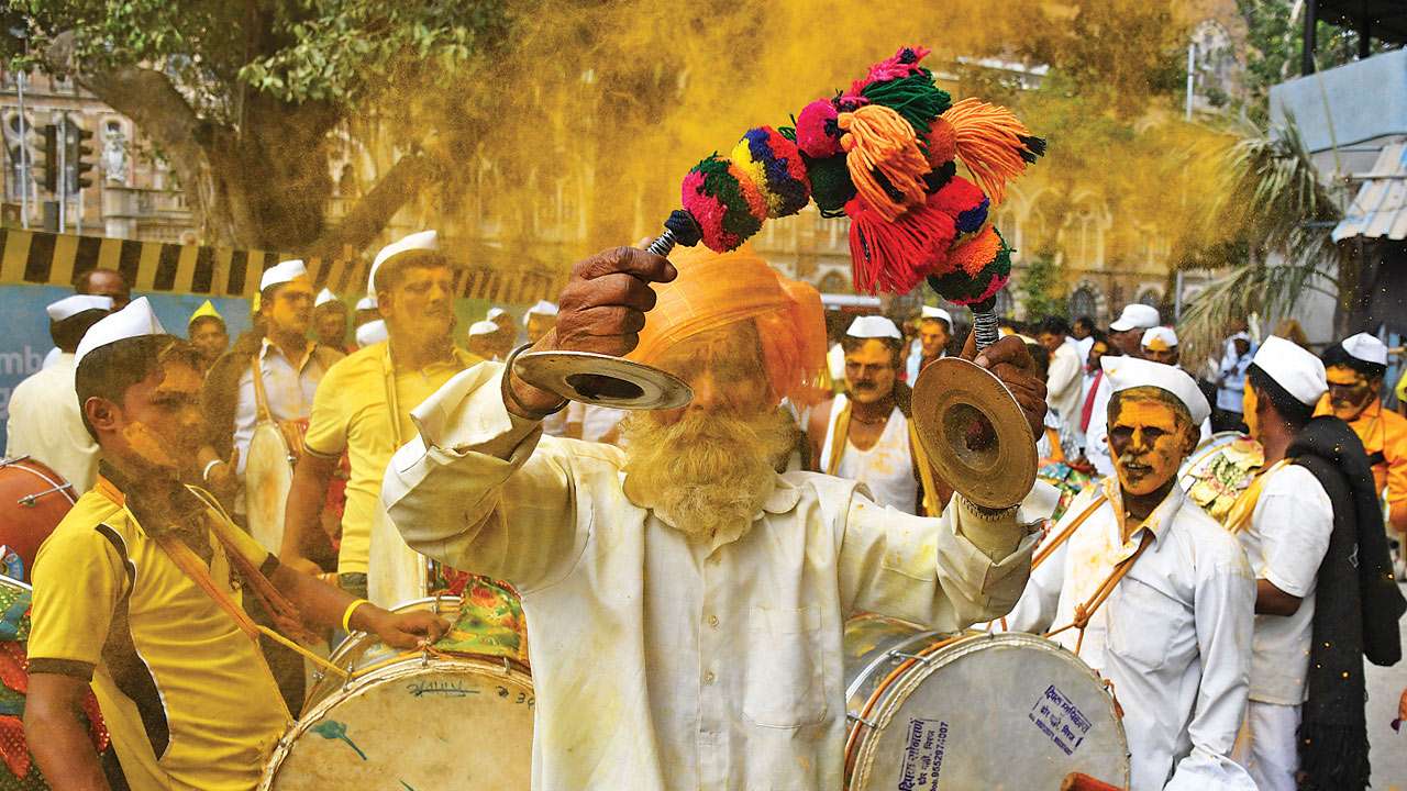 Marathas get their quota, but wait gets longer for Dhangars