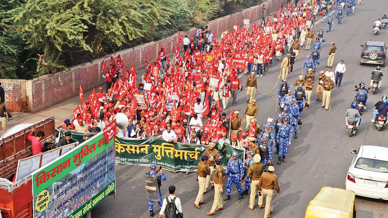 Delhi: Farmers from across India start two-day protest