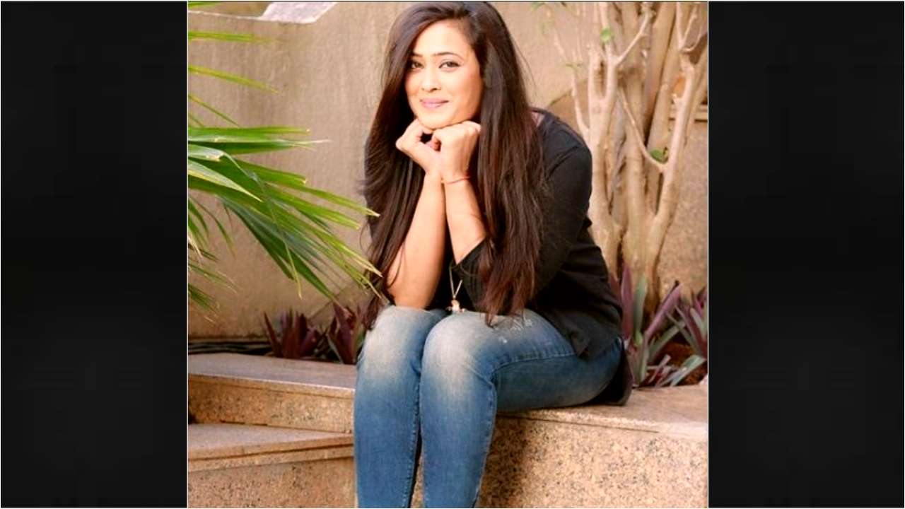 Kritika Kamra, Asha Negi, Sanaya Irani - We want these 6 Television ...
