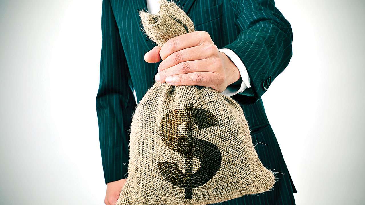 IBC makes it easier for super-rich to lap up stressed assets