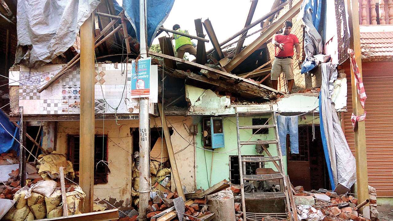 Goregaon house falls: Weight of gunny bags toppled home