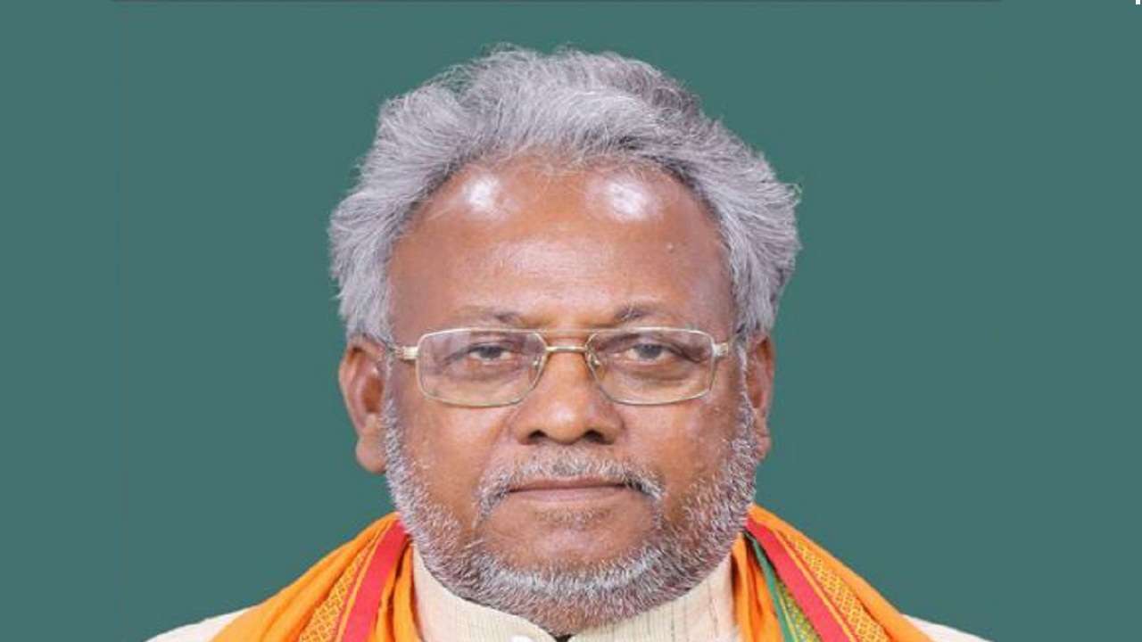 'He has been living in tent': BJP MP Hari Narayan Rajbhar writes to ...