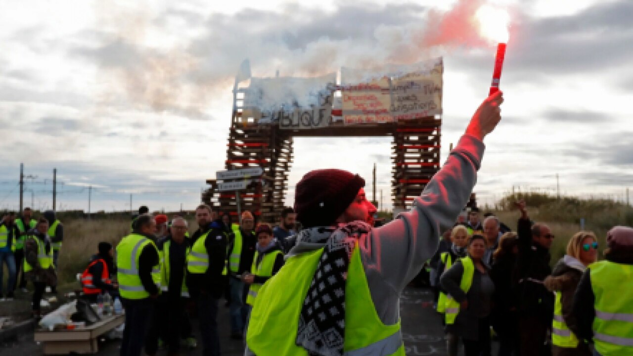 Yellow vests protest in France for 7th consecutive week wanes