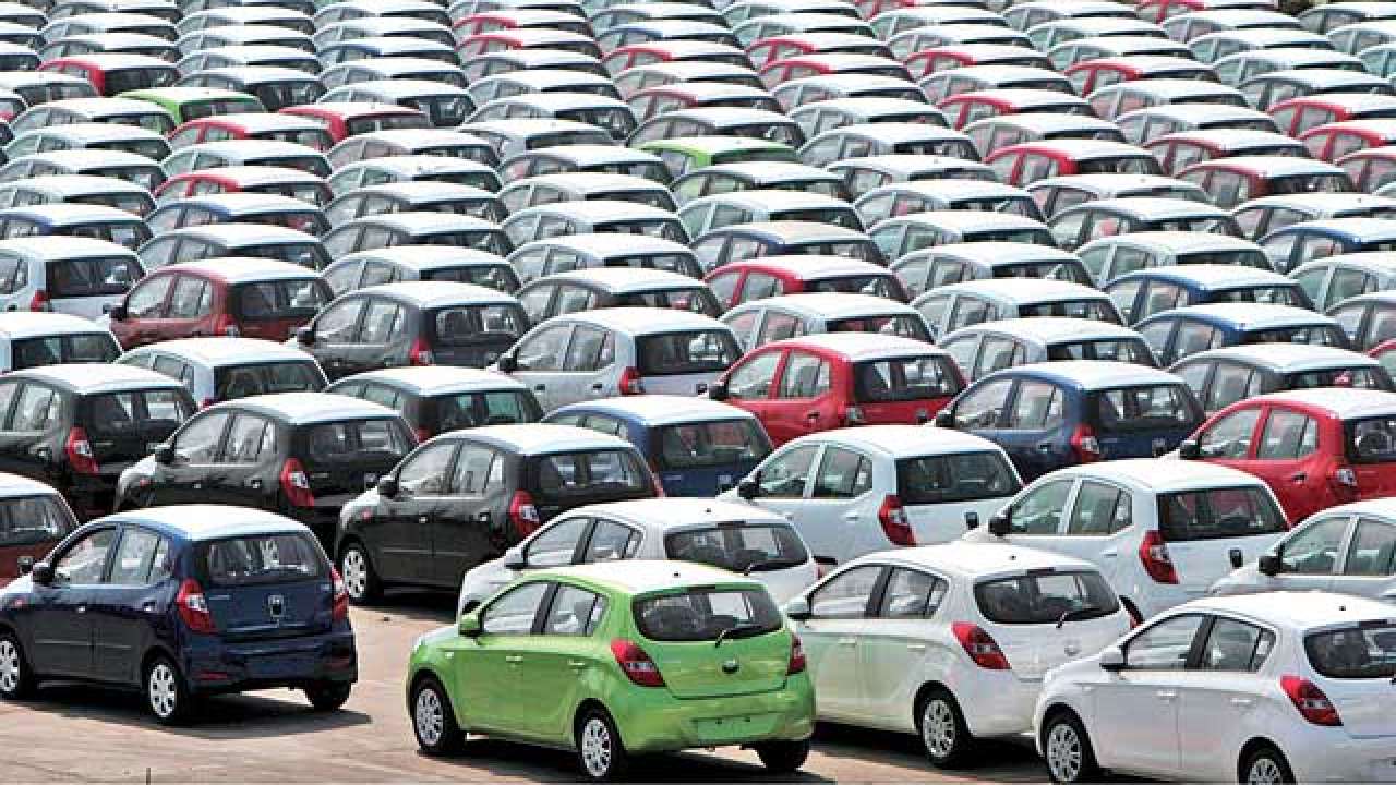 Despite offers, car sales drop 2% in December