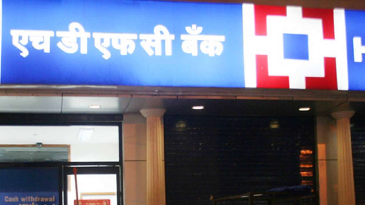 HDFC Bank issues alert for customers against bank frauds: here's how to ...