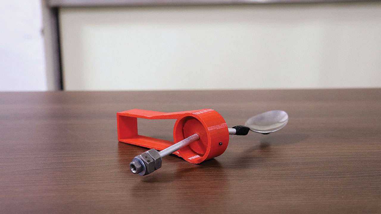 IIT-Gandhinagar students develop spoon for Parkinson's patients ...