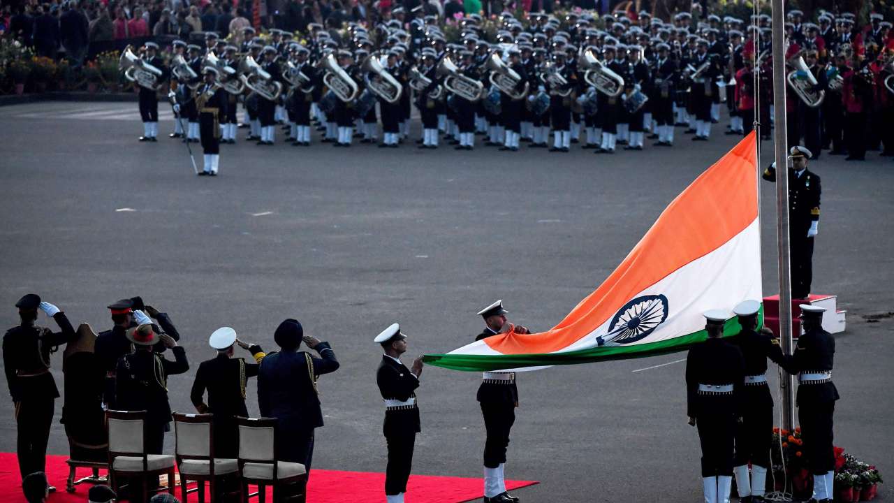 Beating Retreat 2019 Military Bands Enthralls Audience With Musical