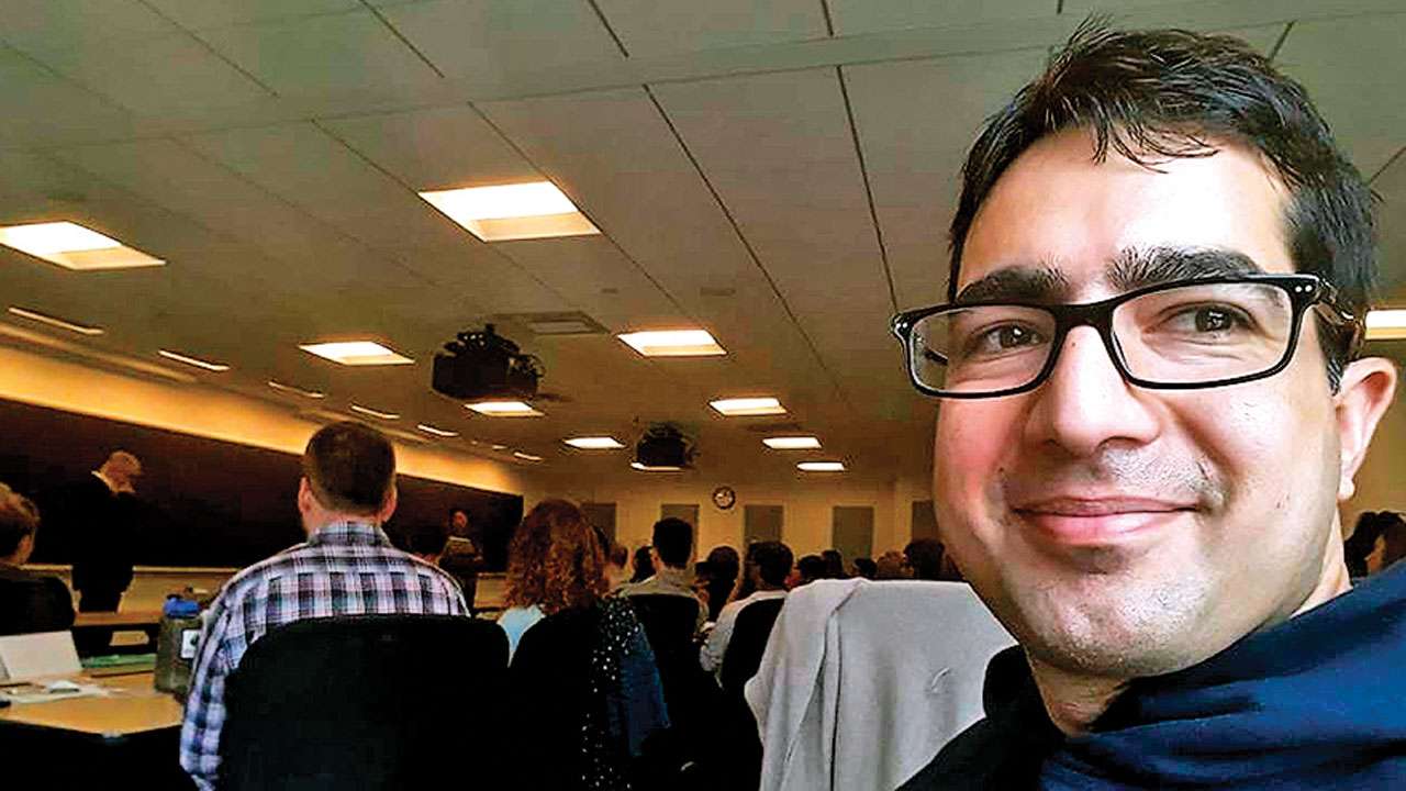 Revive India-Pak peace talks: IAS topper Shah Faesal