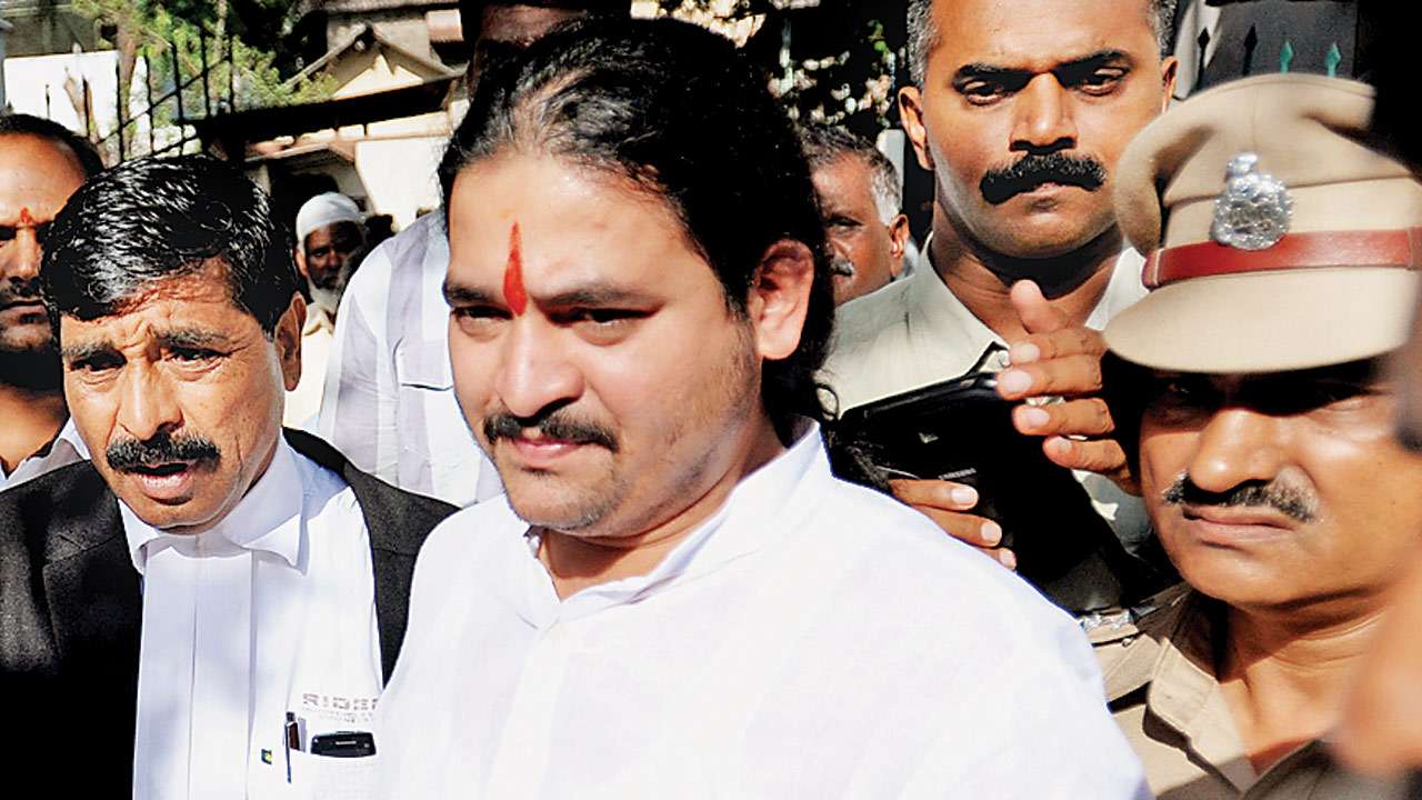 Mohsin Shaikh murder case: HRS chief Dhananjay Desai granted bail after ...