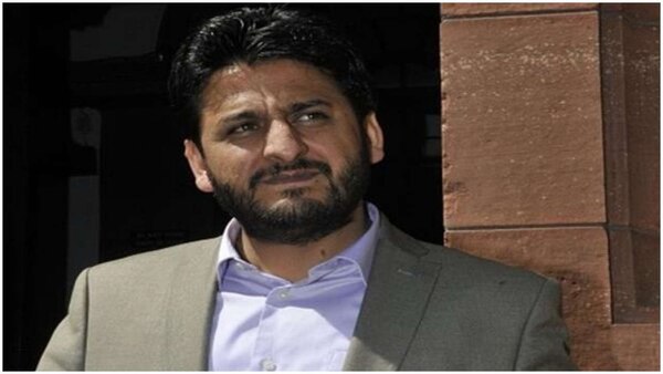 Return mortal remains of Afzal Guru, Maqbool Bhat to their families ...