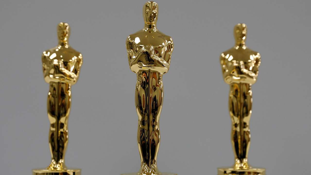 Academy to have four Oscar presentations during commercial breaks