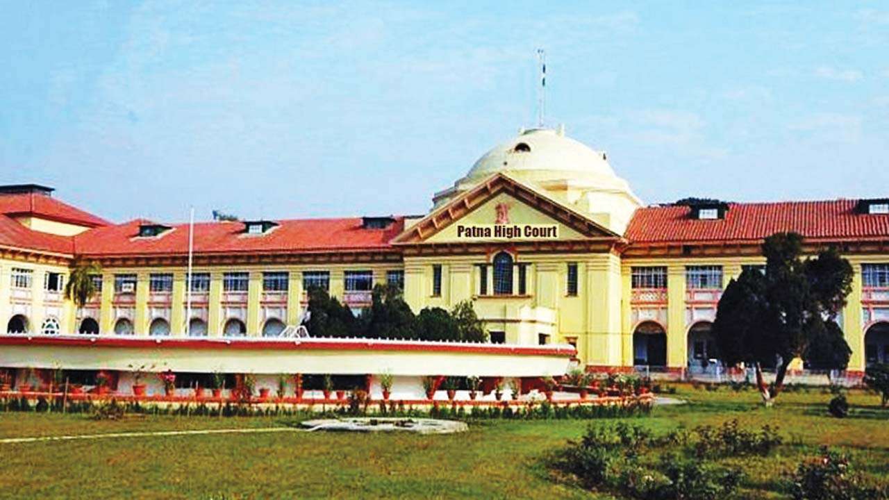 Ex-Bihar CMs have to vacate govt bunglows, can't hold it for lifetime ...