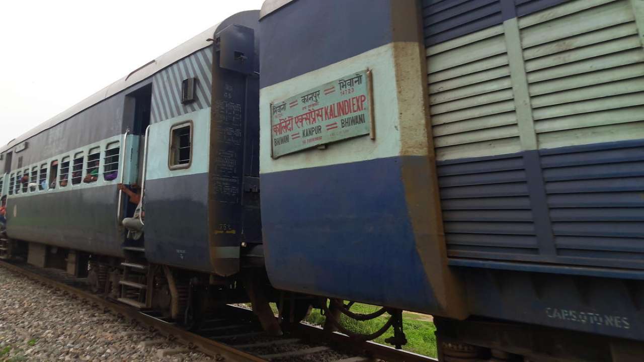 Low intensity blast in Kalindi Express near Kanpur