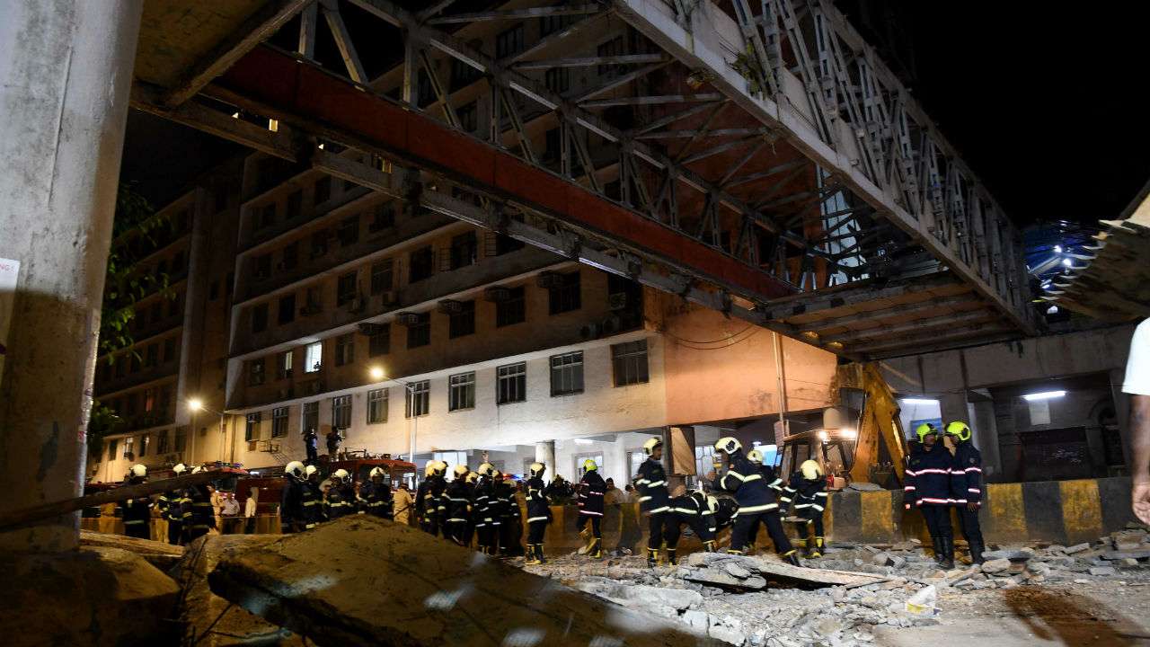 Mumbai Bridge Collapse Live Updates: 6 dead, several injured as foot ...