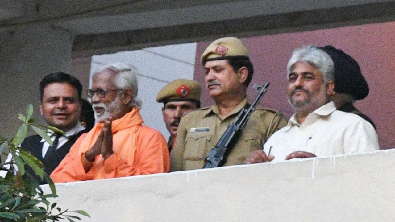 Samjhauta Express blast case: Swami Aseemanand, 3 others acquitted 12 ...