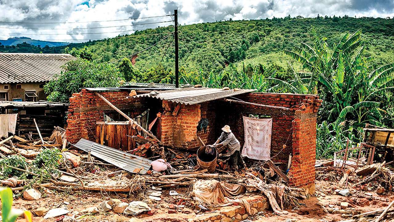 Mozambique death toll rises to 242 after Cyclone Idai hits southern Africa