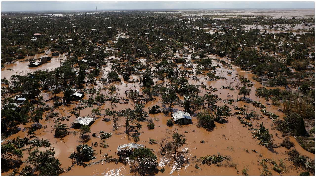 Mozambique Floods 2019: Cyclone Idai death toll mounts to 417