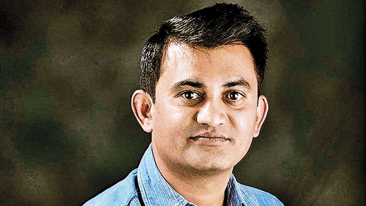 Congress mulls Paresh Dhanani from Amreli seat