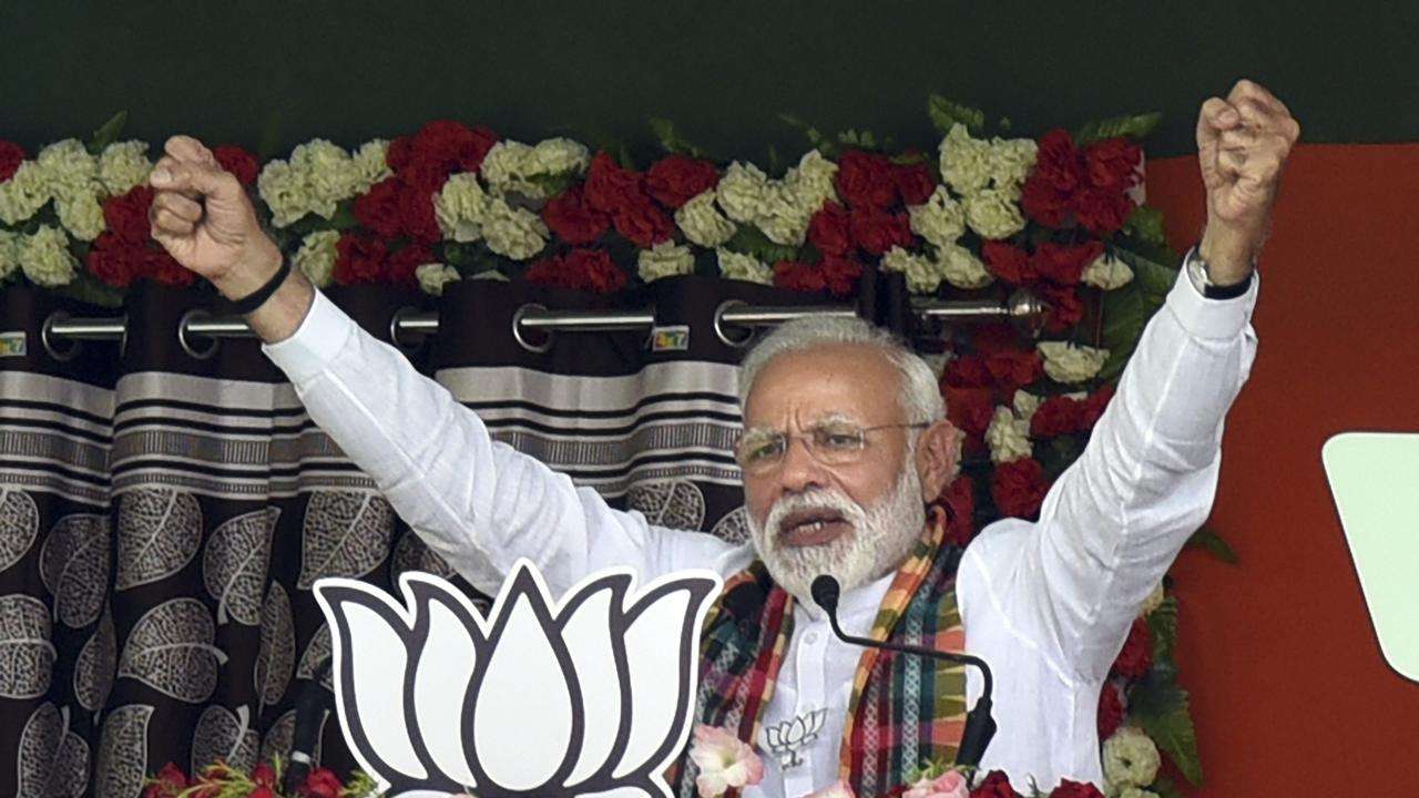 'Congress makes false promises and then becomes Ghajini': PM Modi