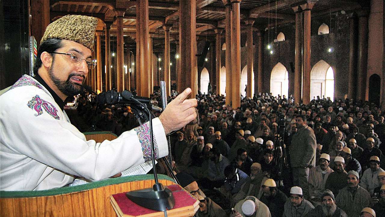 Mirwaiz Umar Farooq agrees to appear before NIA in national capital