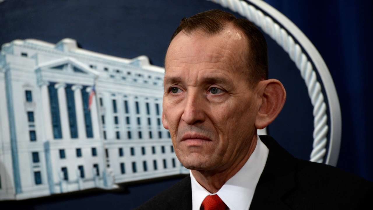 US Secret Service chief to leave in Trump security shake-up